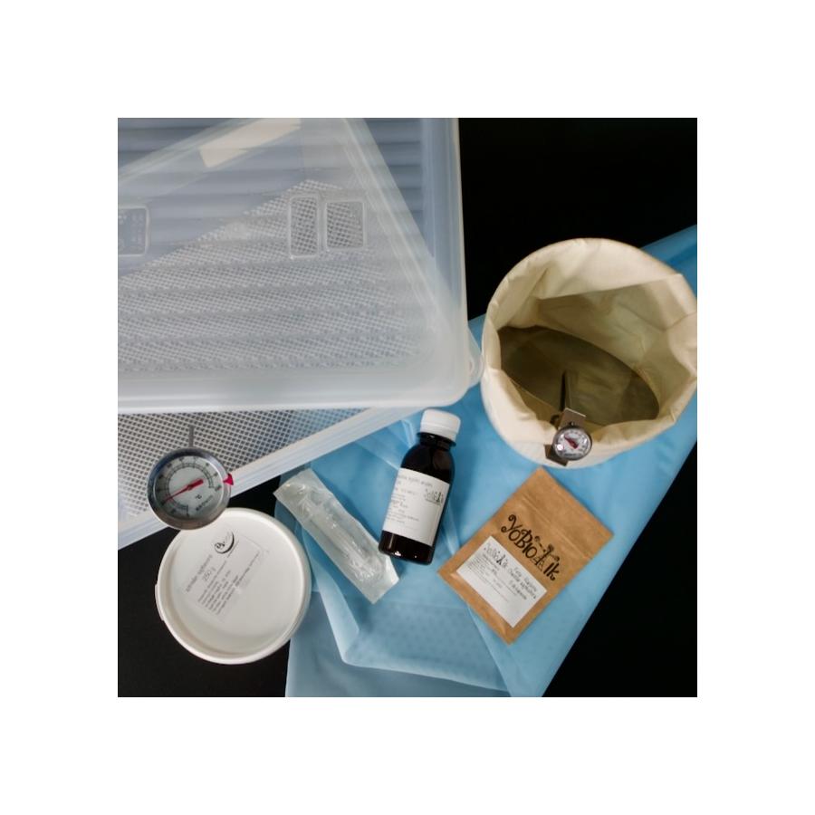 Cheddar cheese making kit €41.80